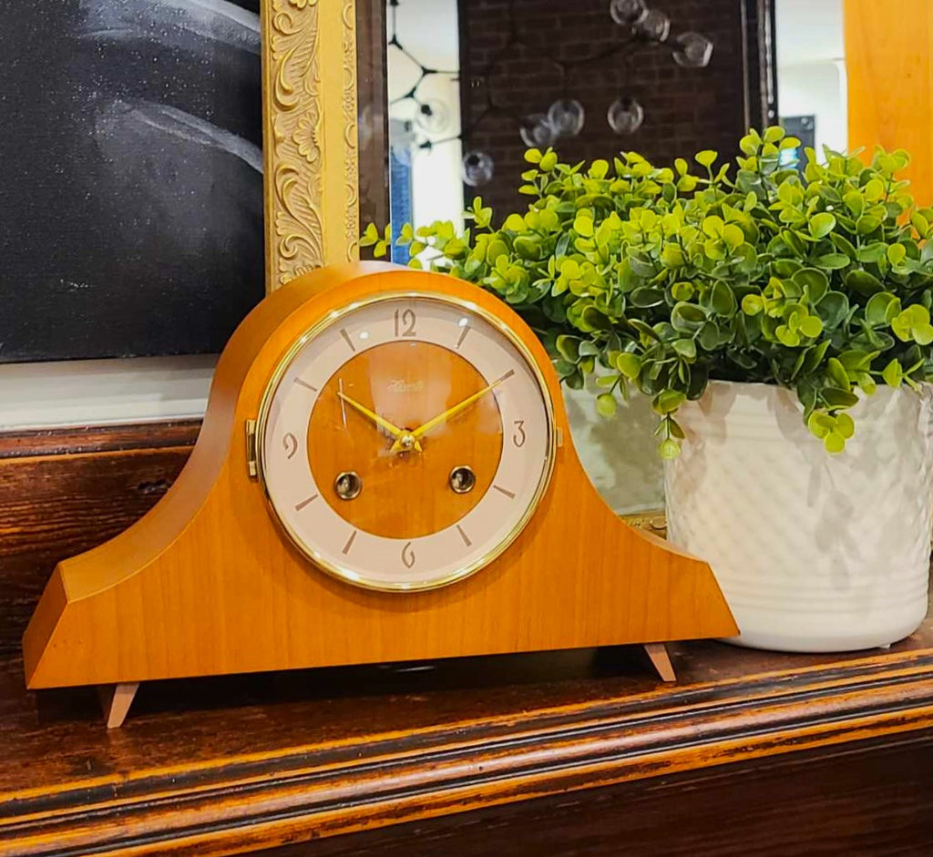 テーブルクロック – The Clock Works